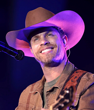 Dustin Lynch - piano sheet music at note-store.com