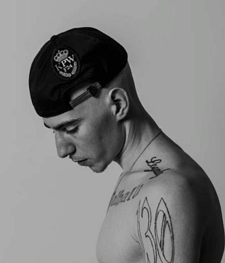 FRIENDLY THUG 52 NGG - piano sheet music at note-store.com